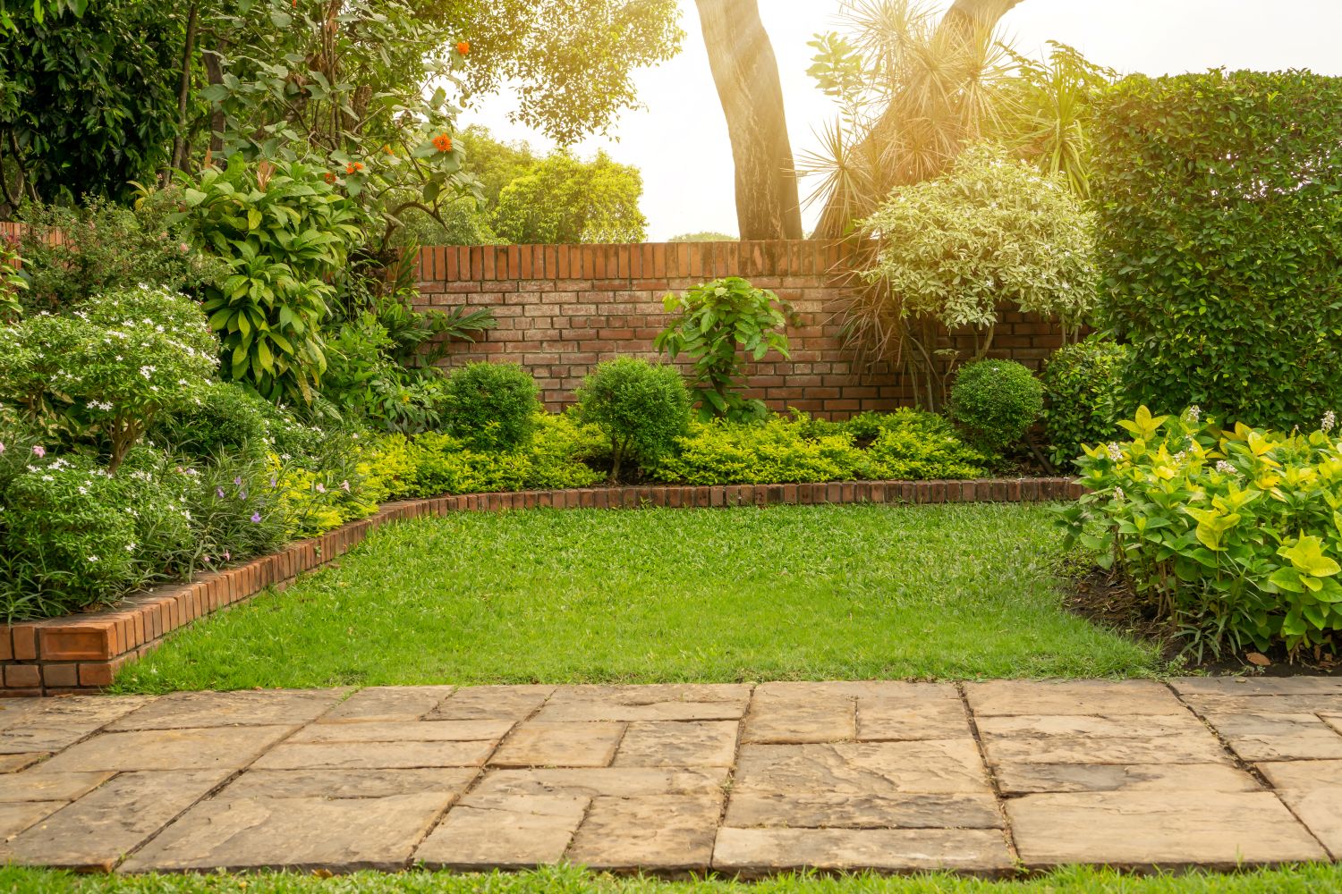 Front Garden Ideas | 7 Easy Ways to Transform Your Front Garden